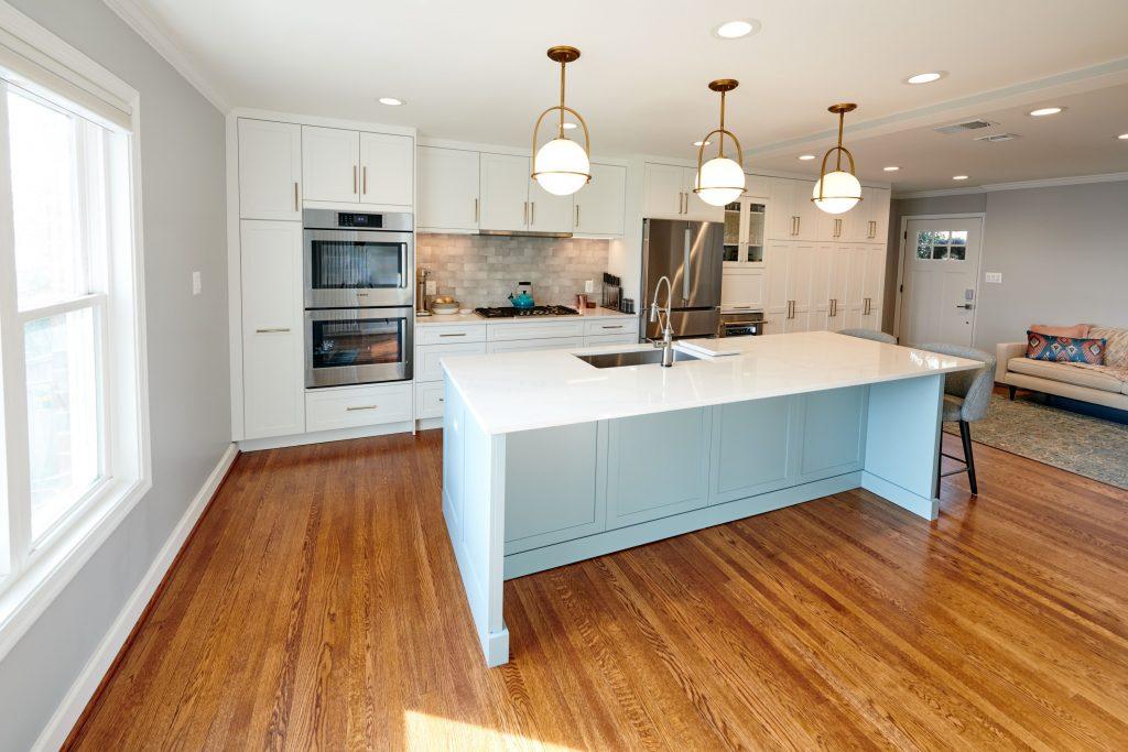 Kitchen Island Seating for 6 - Bath Plus kitchen